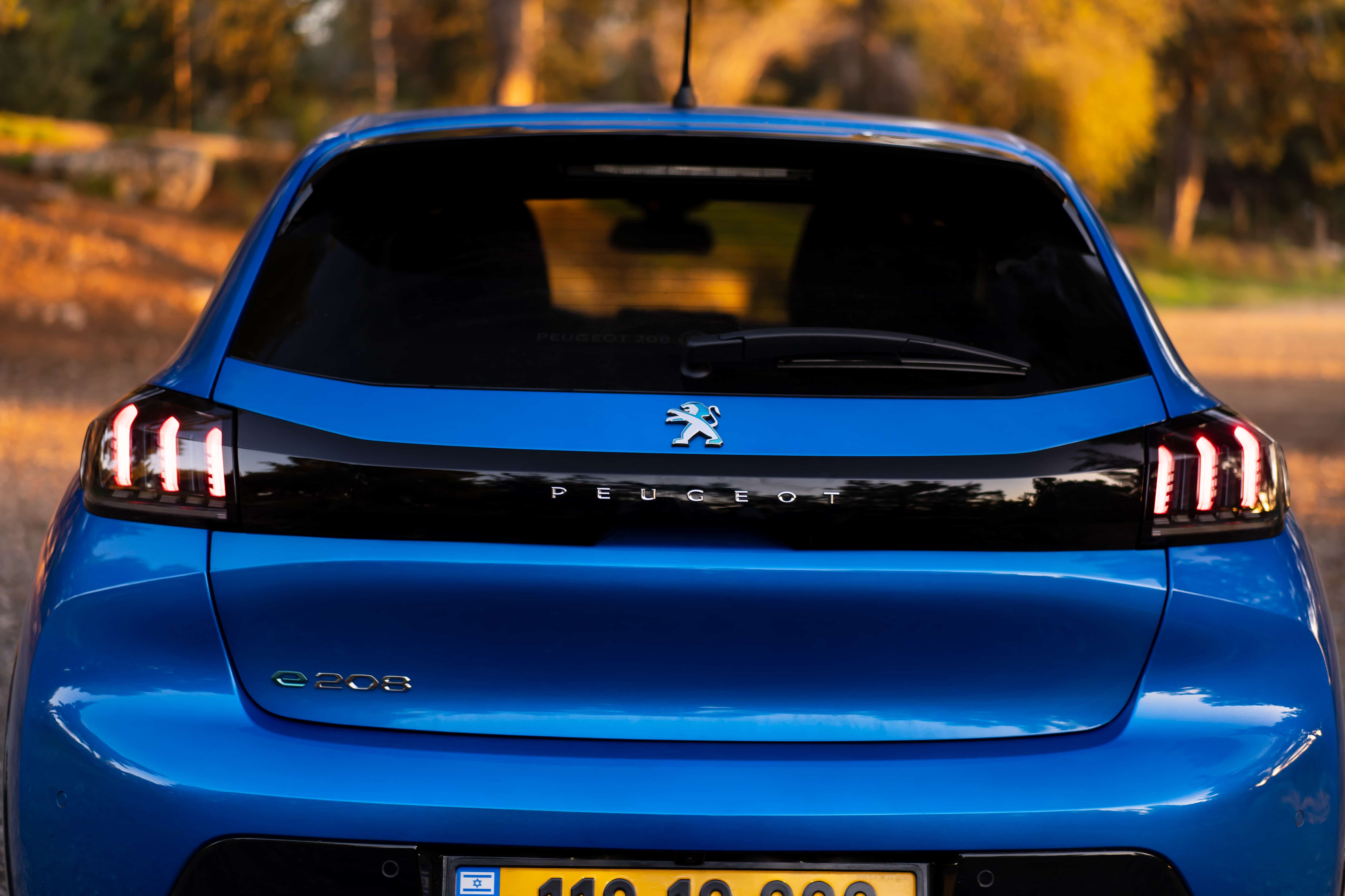 פיג׳ו e208 חשמלית - מבחן דרכים – EV Magazine | מגזין רכב חשמלי