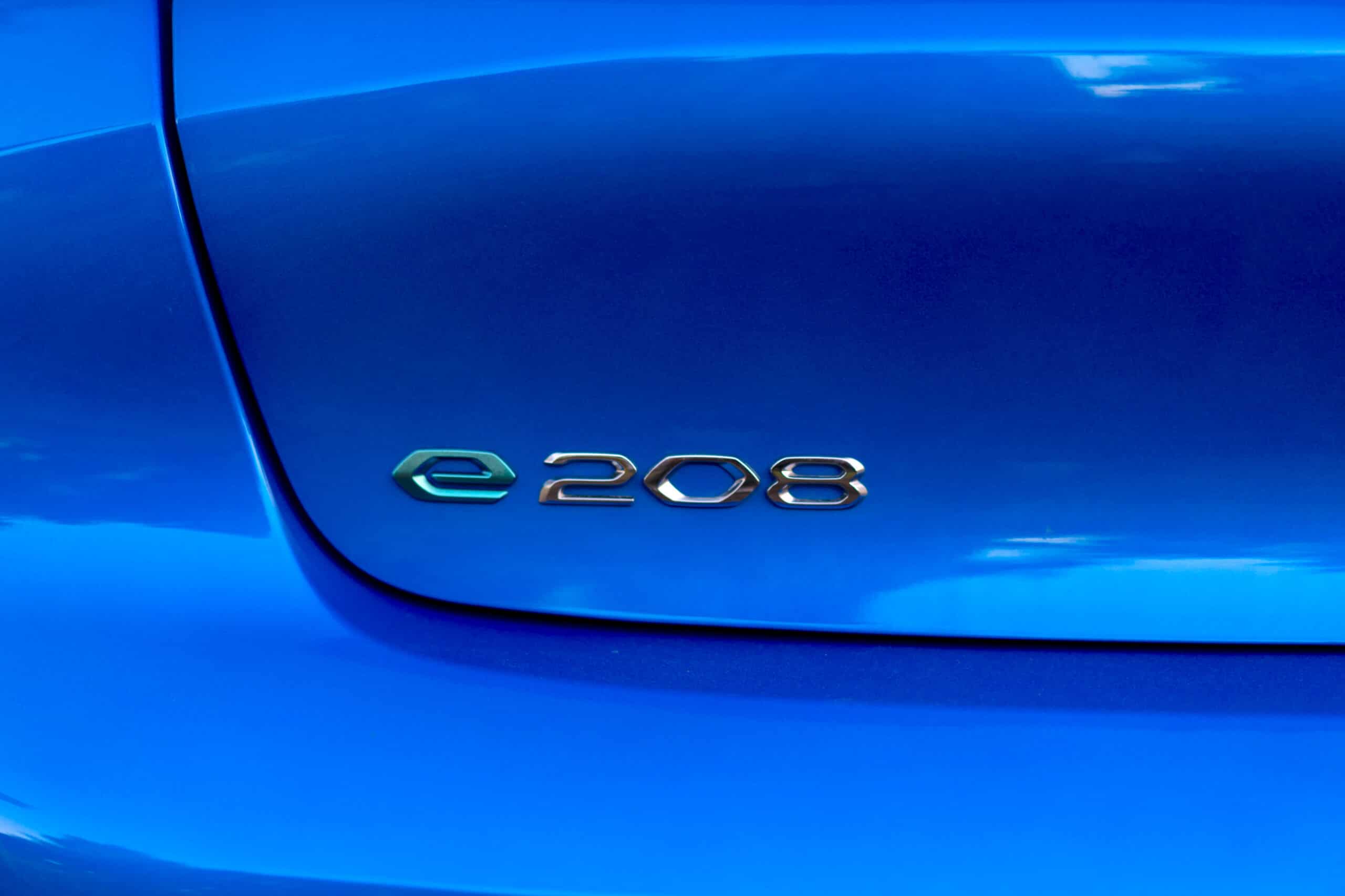 פיג׳ו e208 חשמלית - מבחן דרכים – EV Magazine | מגזין רכב חשמלי