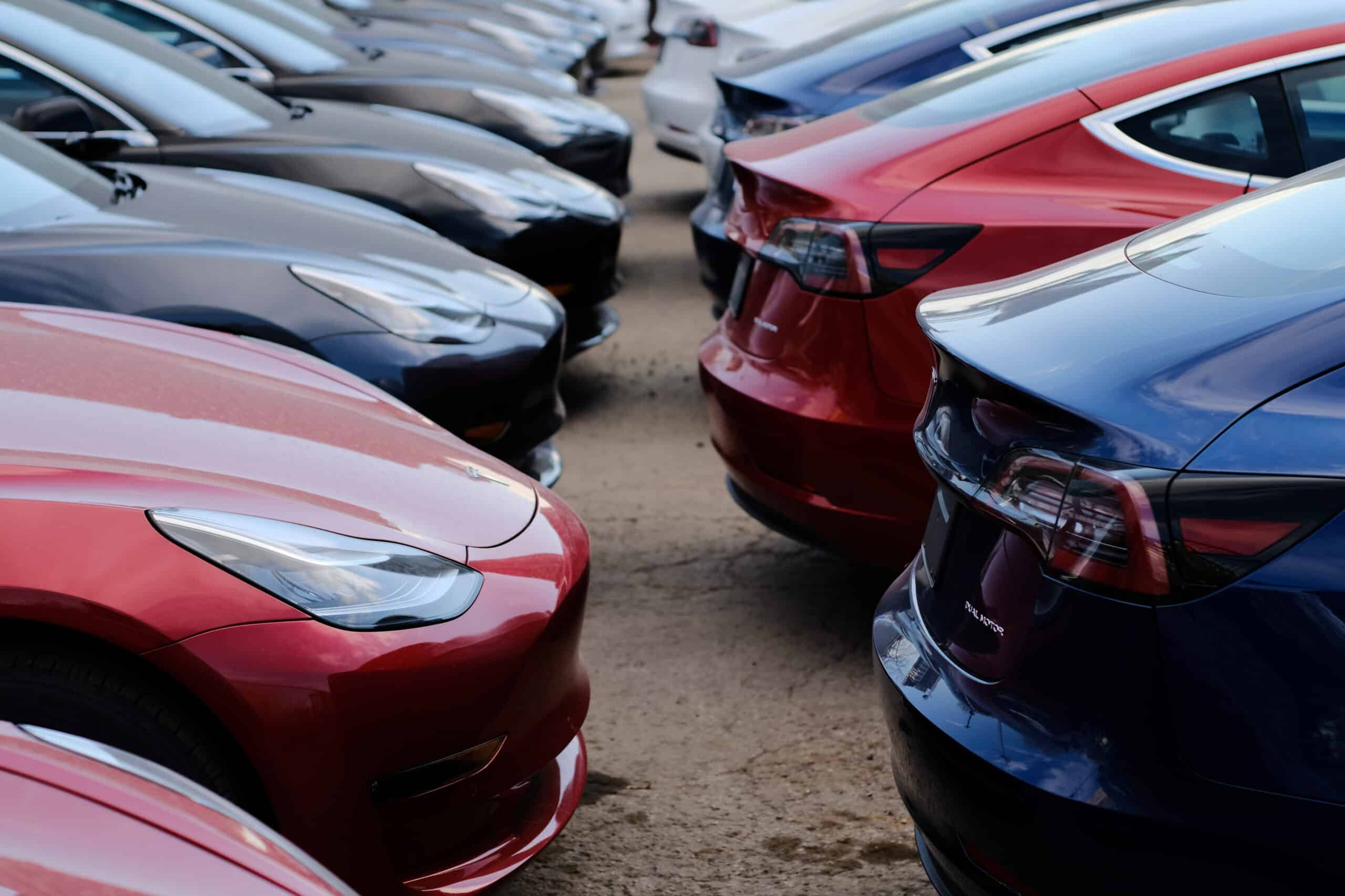 הפקק של טסלה משתחרר? ייתכן כי המחסור לקראת הקלה – EV Magazine