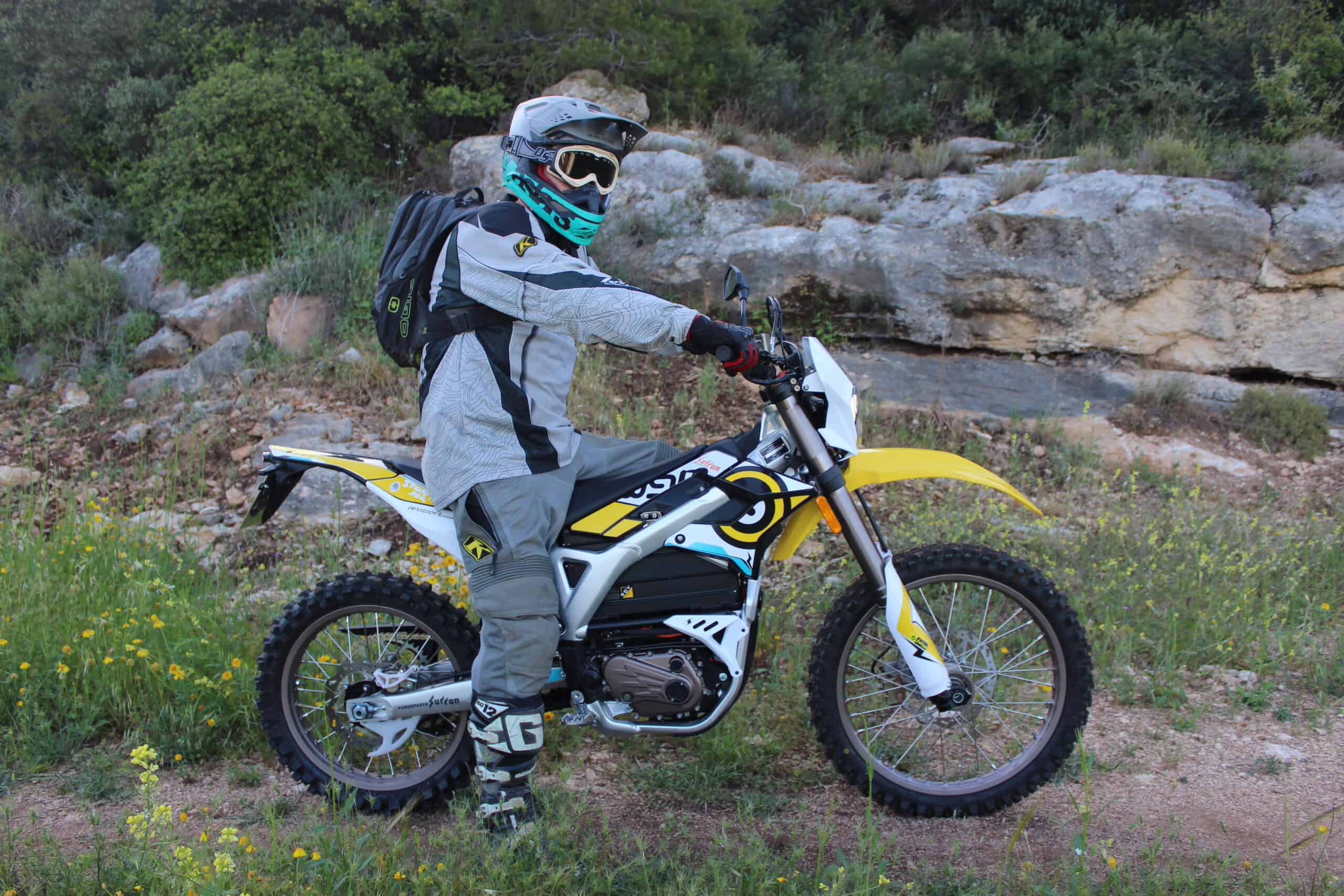 מבחן דרכים: Sur Ron Storm Bee – EV Magazine | מגזין רכב חשמלי