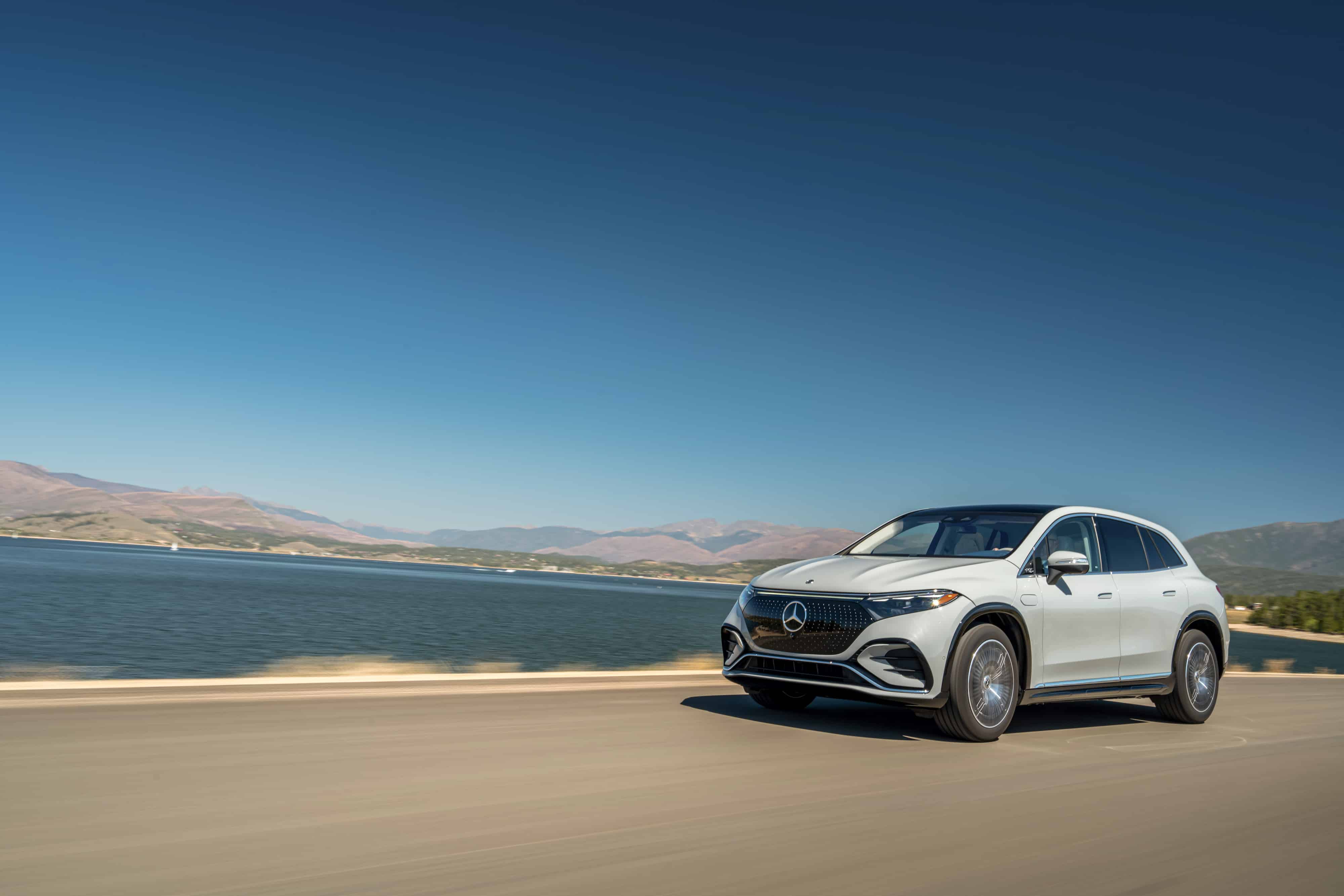 חדש בישראל: מרצדס EQS SUV – EV Magazine | מגזין רכב חשמלי