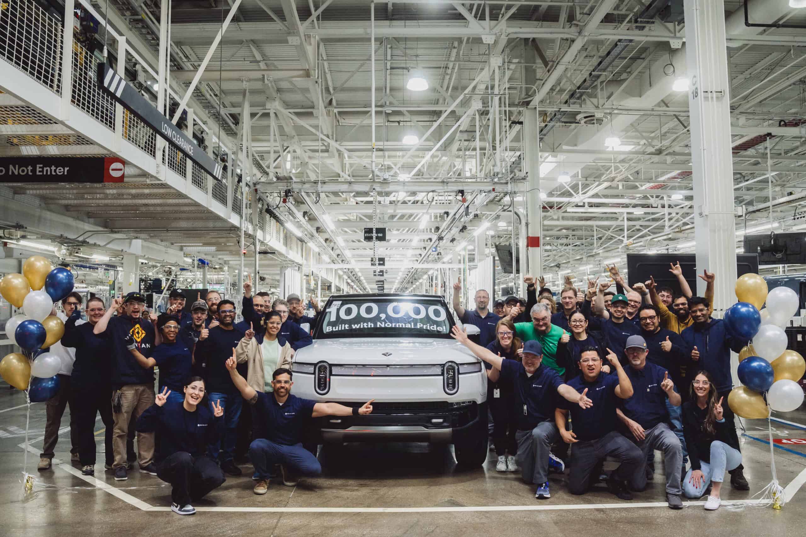 ריביאן מציינת 100,000 רכבים – EV Magazine | מגזין רכב חשמלי