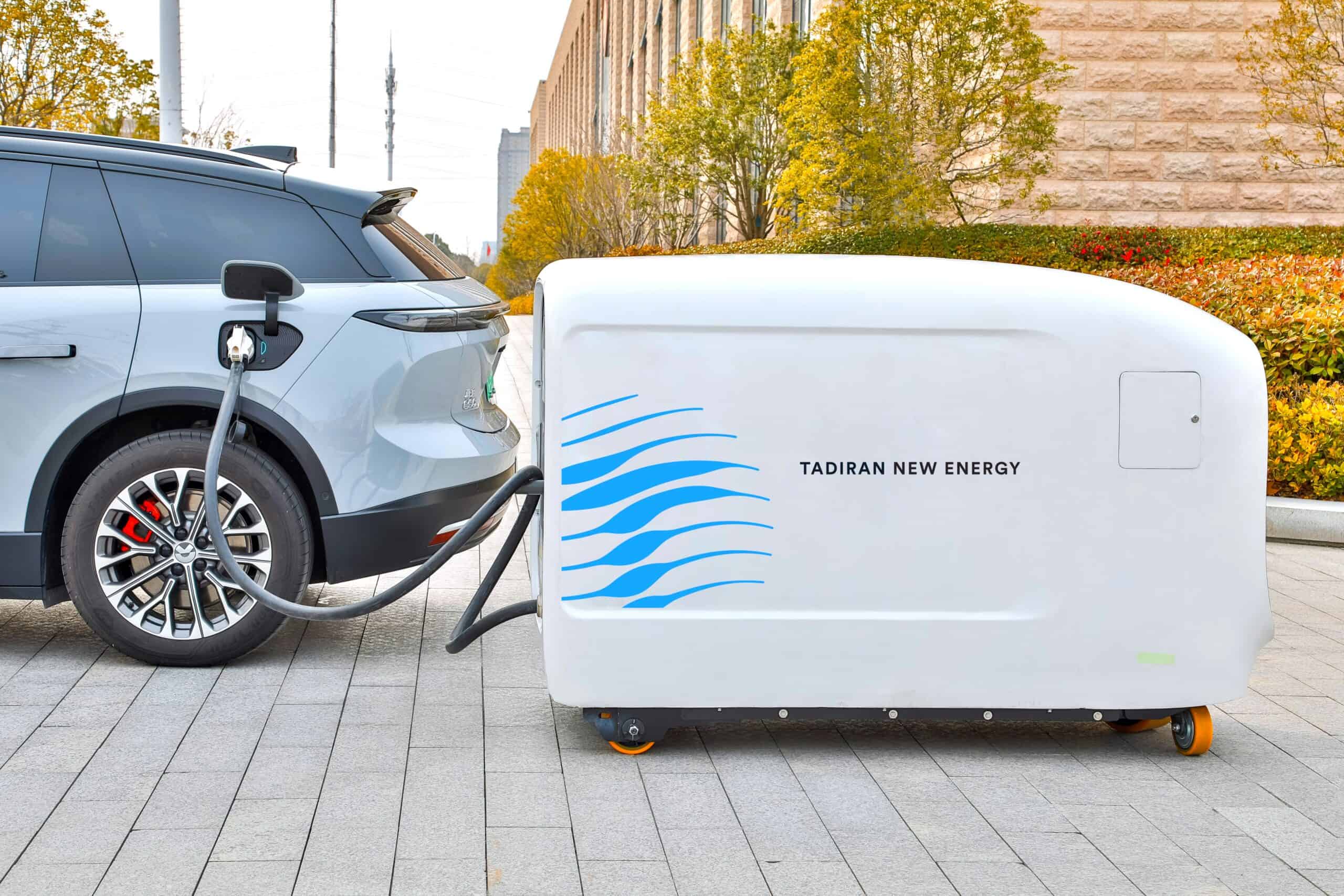 תדיראן משיקה רובוט טעינה נייד לרכב חשמלי – EV Magazine | מגזין רכב חשמלי